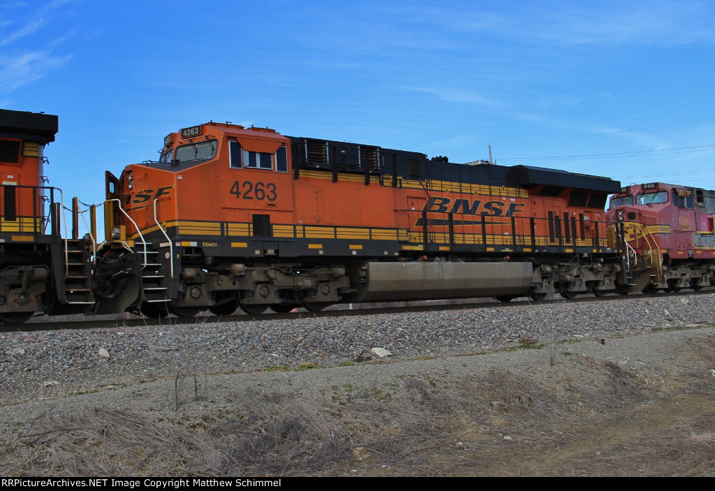 BNSF 4263